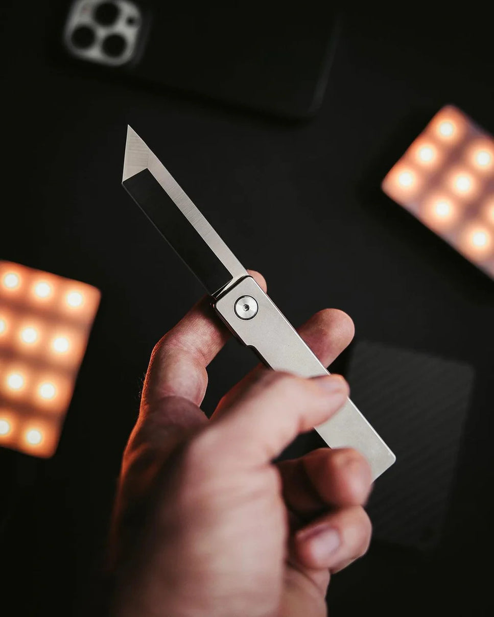 MagBlade: High-Quality Titanium Pocket Knife - DailyCarryCo